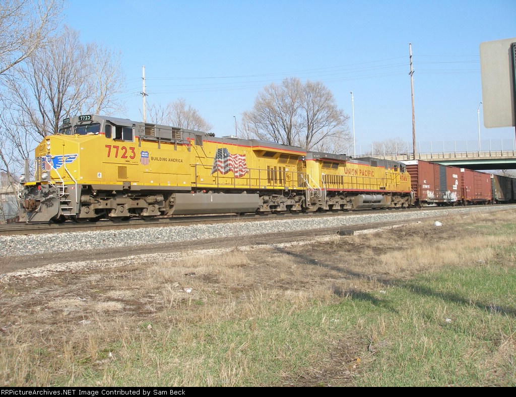 Another odd set of switchers